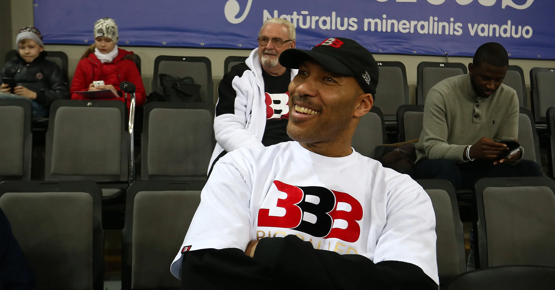 LaVar Ball Likens LaMelo To Michael Jordan In New Interview