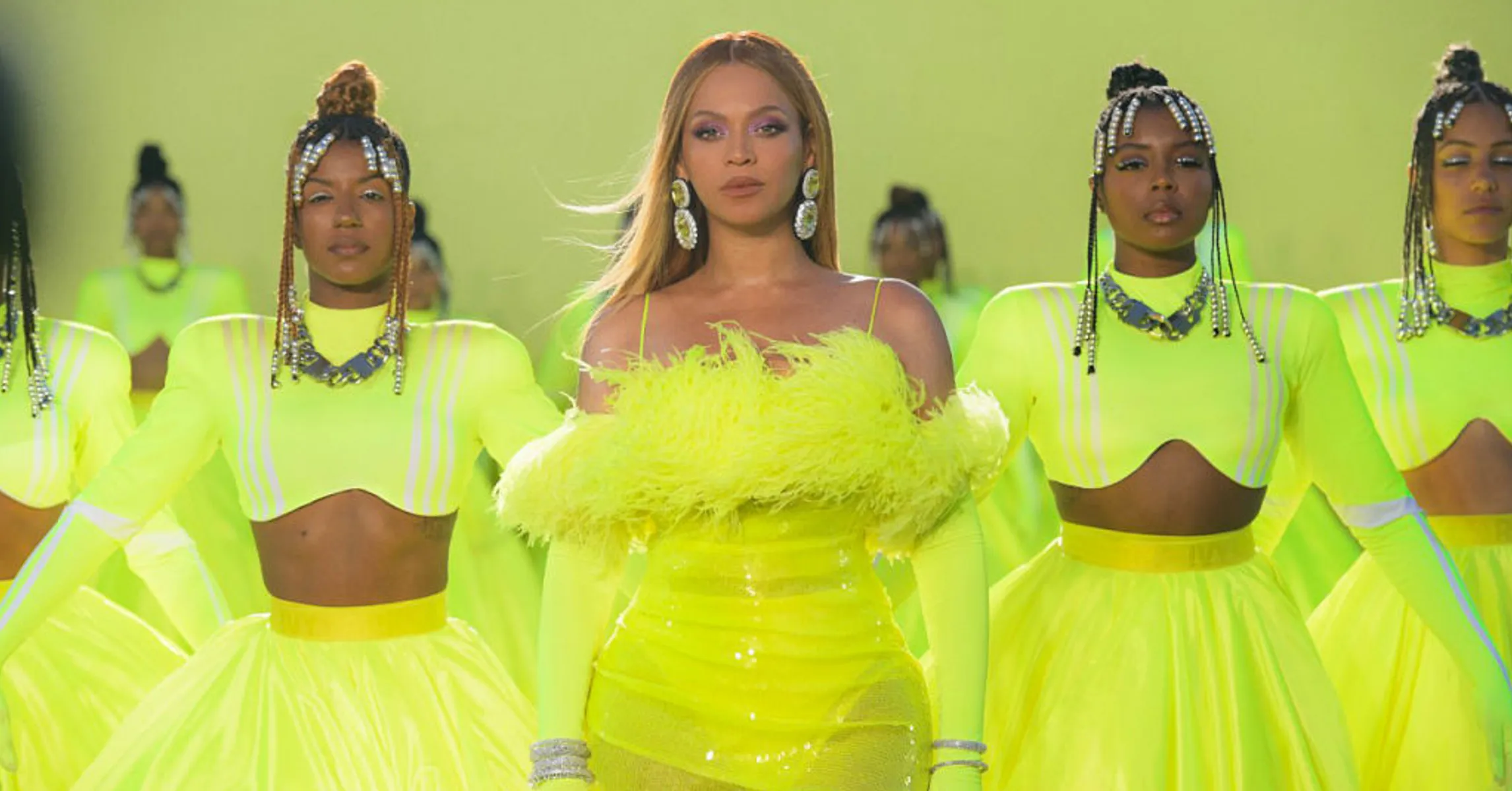 Beyoncé Dons A "C*nty" All-Black Outfit For Her Latest Instagram Photos