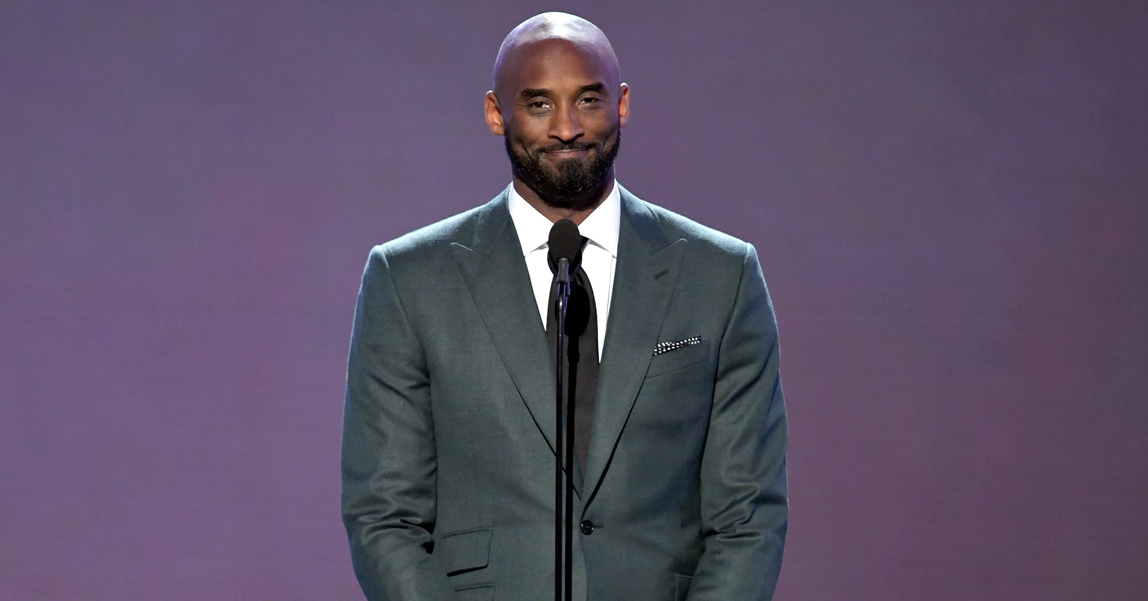 Kobe Bryant Clarifies Shaq Comments After Internet's Dramatic Reaction