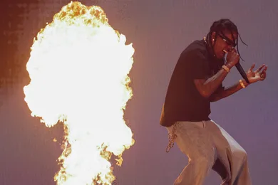 Travis Scott Performs "FEIN" 10 Times In A Row At Tulsa Concert: Watch