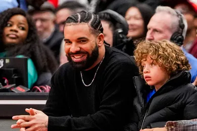 Drake & Adonis Sit Courtside At NBA Game, Father & Son Watch Heat ...