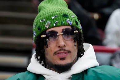 LiAngelo Ball Teams Up With His Brothers Lonzo & LaMelo For "Tweaker ...