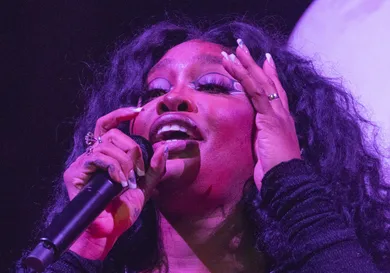 SZA Earns First No. 1 Song Of Her Career With "Kill Bill"