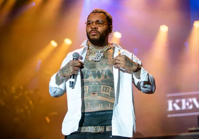 Kevin Gates Teaches His Daughter How To Drive, Says She Doesn't Need A ...