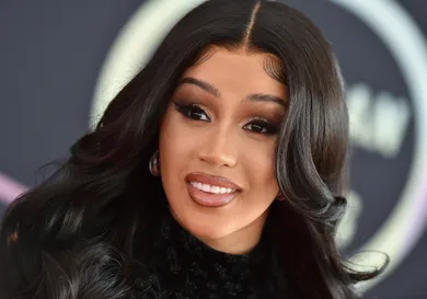 Cardi B Proudly Shows Off Gap In Her Teeth After Veneer Falls Victim To ...
