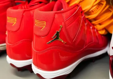 Jalen Hurts Unveils Air Jordan 1 “Unbannable” Cleats For Super Bowl