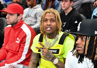 Lil Durk Flops On His Rolling Loud Set, Angry Fans Throw Bottles At ...