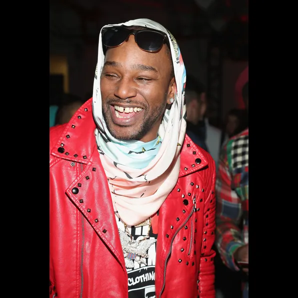 Cam'ron Appears To Show Off New Teeth & Fans Are Stunned