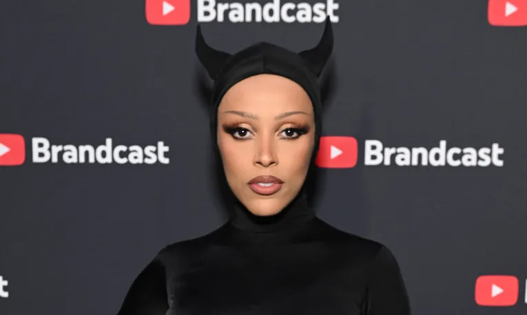 Doja Cat Is Naked, Covered In Blood In "Attention" Video
