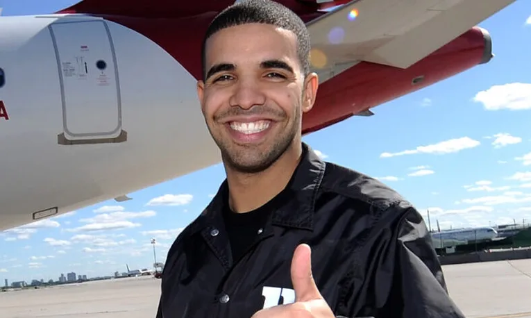 Drake Debuts His Country Accent While Touring Houston Home: Watch