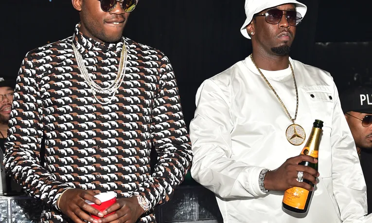 Diddy & Meek Mill Wear Matching Outfits In Resurfaced Photo Amid Rumors ...
