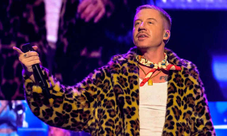 Politics - HotNewHipHop