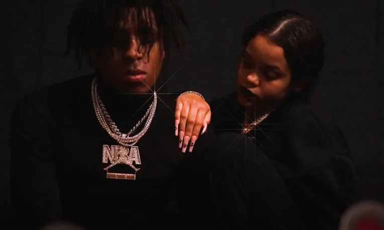NBA YoungBoy & Girlfriend Jazlyn Mychelle Hold Each Other Down In ...