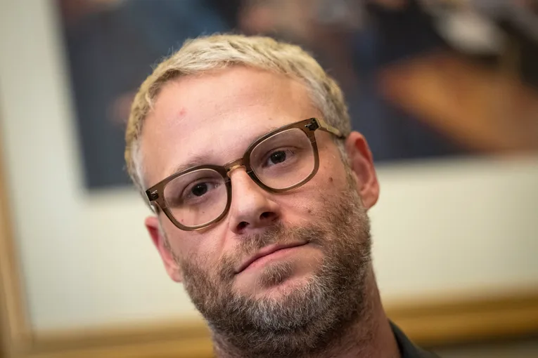 Seth Rogen Details Smoking A Joint With Jay-Z