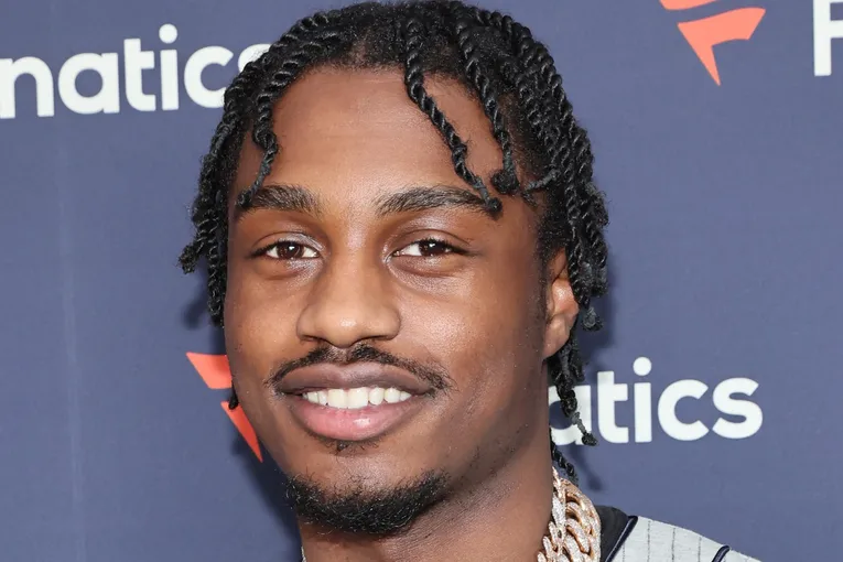 Lil Tjay Reveals Bullet Wounds While Performing Shirtless