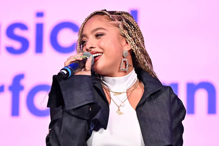 Who Is Kiana Ledé? More About The "Deeper" Singer