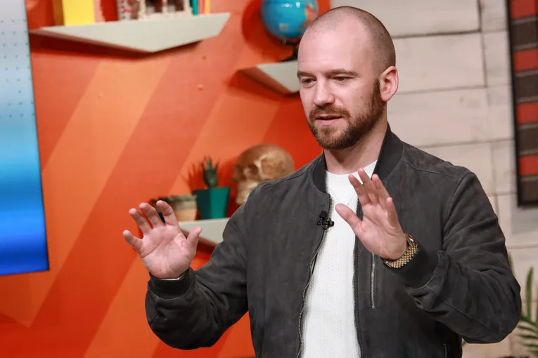 Sean Evans Breaks Up With Girlfriend, Cites Amount Of Media Exposure