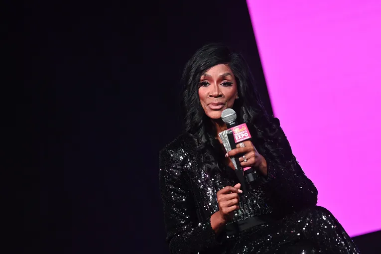 Momma Dee Accuses Bambi & Her Mother Of Going To Jail For Fraud ...