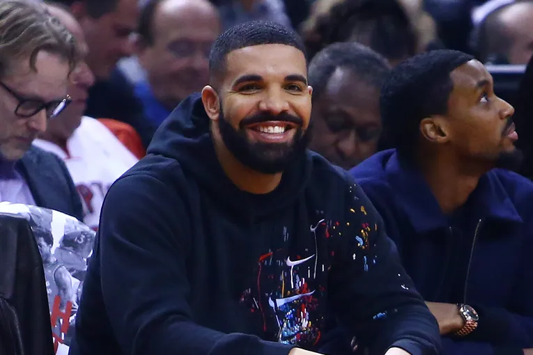 Drake Recreates Iconic Kentucky Basketball Meme: "All My Brothers Left Me"