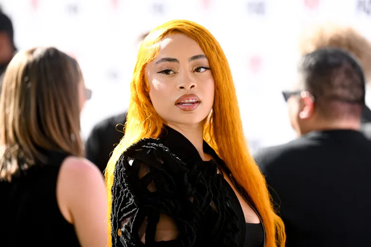Ice Spice Announces New Single, "Gimmie A Light"
