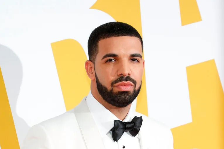 DJ Akademiks Reveals Drake's Unusual Sleep Schedule