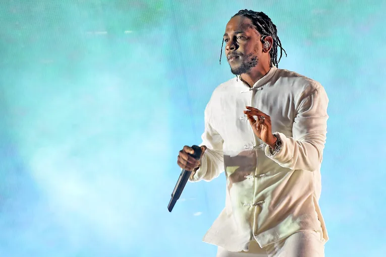 Kendrick Lamar Creeps Up On Drake's Spotify Dominance As Diss Tracks ...