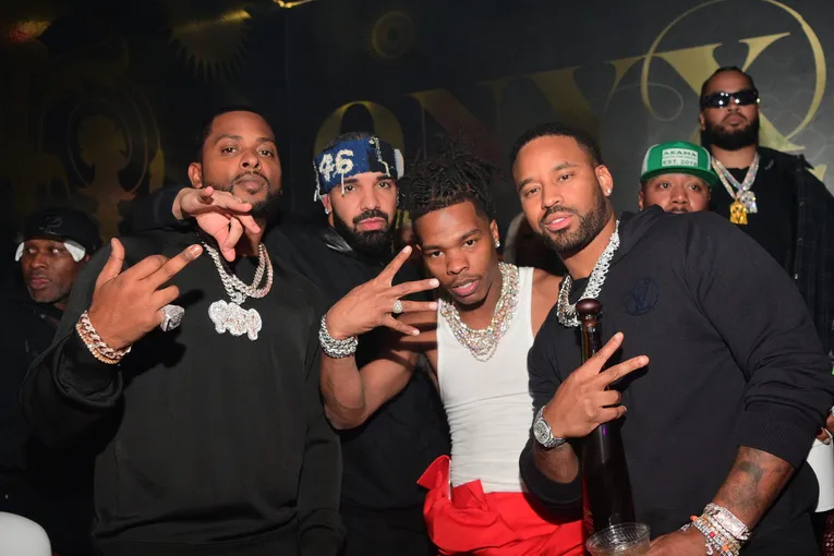 Drake & Lil Baby Seemingly Catch Strays From Gunna On "One Of Wun"