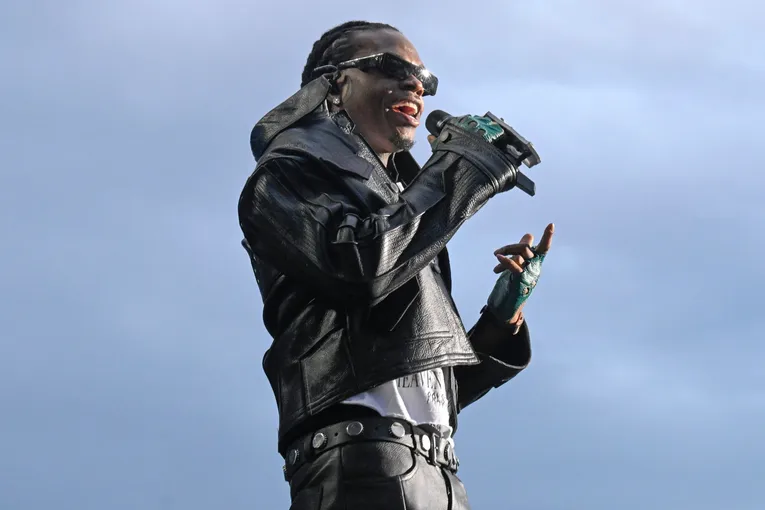 Gunna Fans Throw Hands At His Final "Bittersweet Tour" Stop: Watch