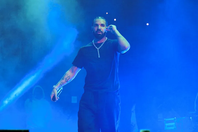 Drake Playfully Cites Joe Budden And Duke Dennis As His Selfie "Influences"