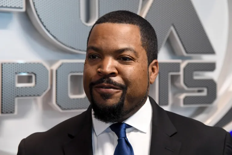 Ice Cube Stranded In Australia As Huge Cyclone Approaches