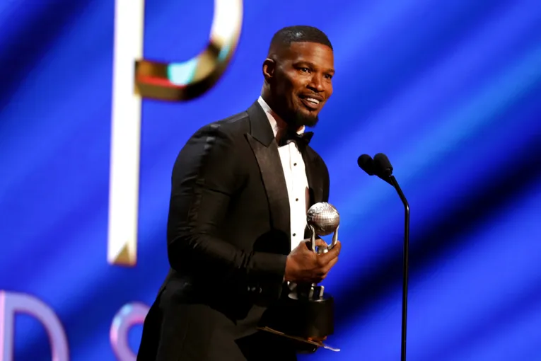Jamie Foxx Gives An Intimate & Hilarious Look Into Fatherhood With New Book