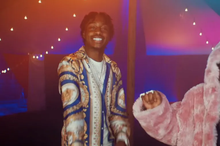 Lil Tjay Heads To The Circus With Lil Wayne In "Leaked (Remix) Video