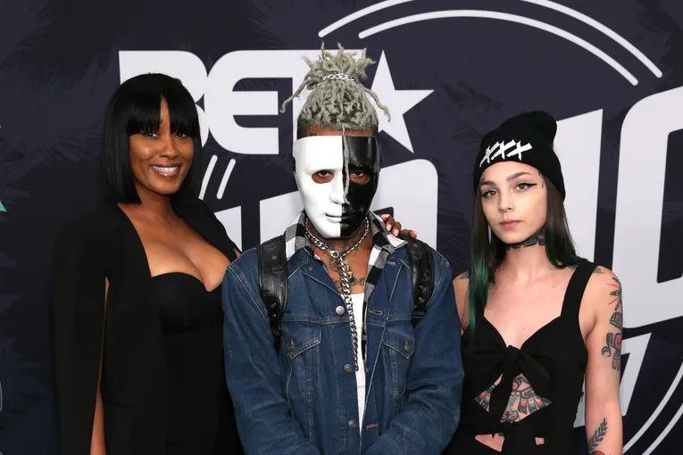 XXXTentacion Reportedly Died Instantly After Being Shot In The Neck