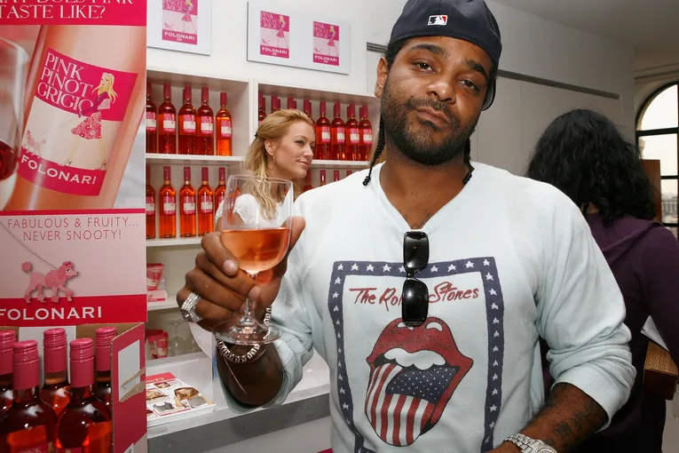 Jim Jones Makes Peace Offering To Max B, Plays His Music In Concert