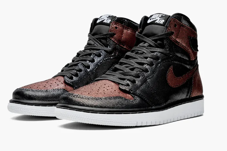 Air Jordan 1 High OG "Fearless" Release Date, Official Images Revealed
