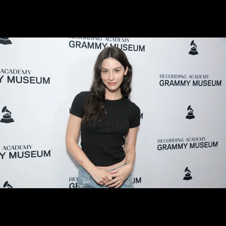 Gracie Abrams Net Worth 2024: What Is The Singer-Songwriter Worth?