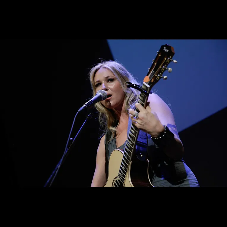 Jewel Net Worth 2024: What Is The Singer Worth?