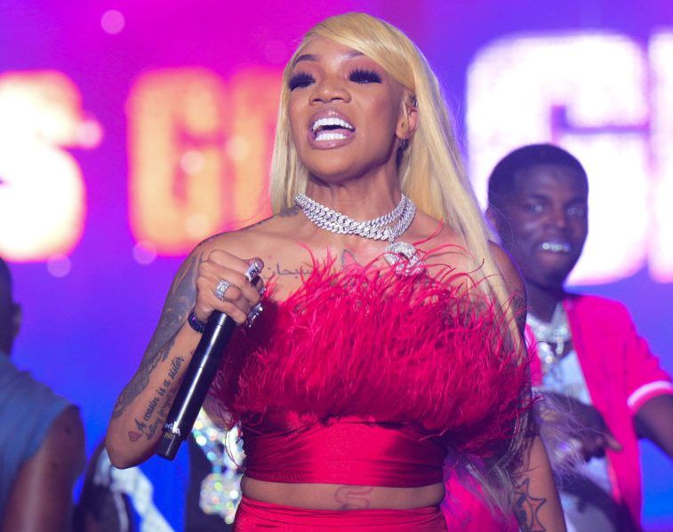 GloRilla Encourages Women To "Ask A N*gga For Money," DC Young Fly Reacts