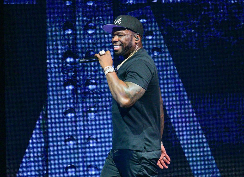 50 Cent References Drake's Bra-Throwing Fanbase Again