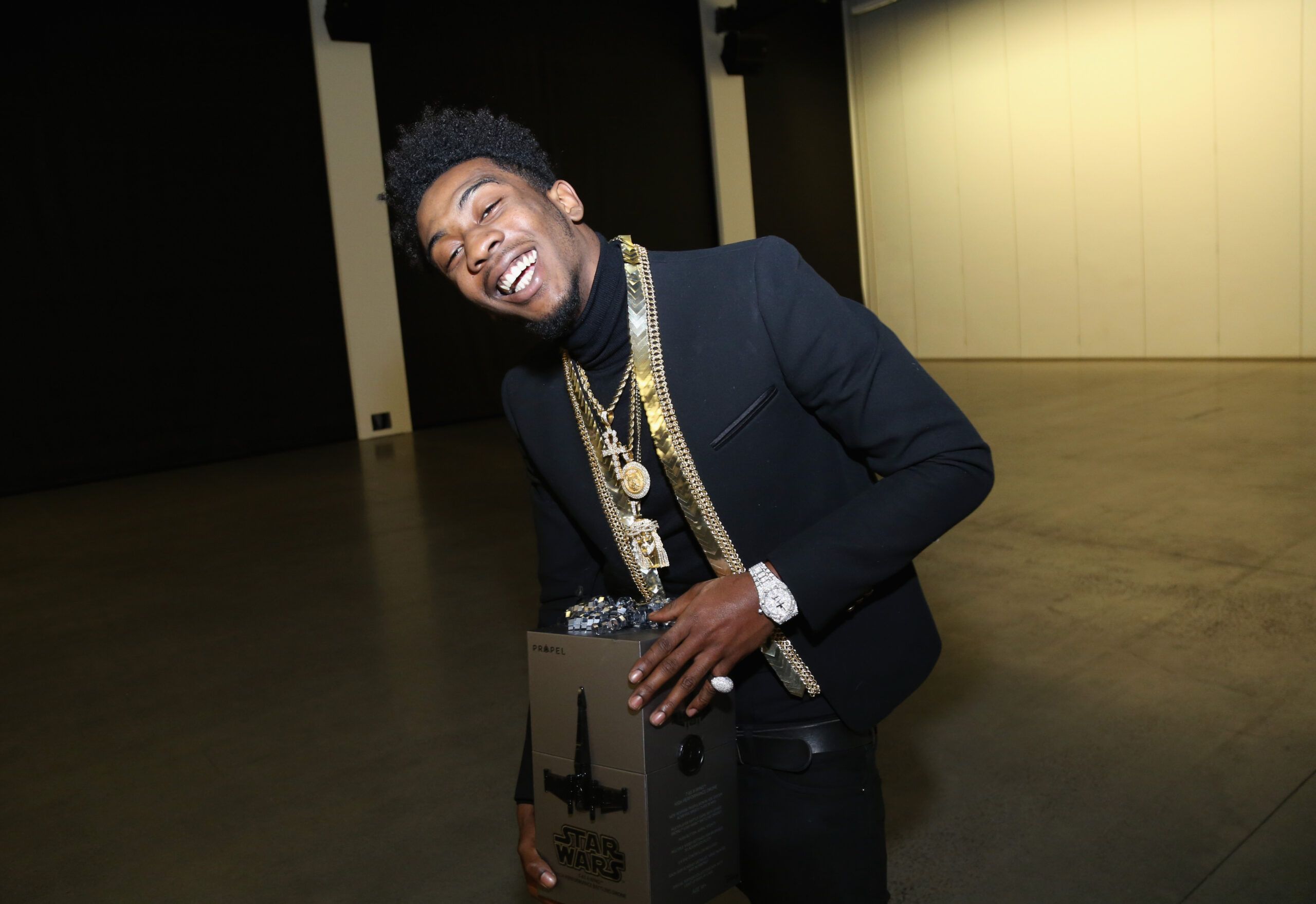 Desiigner Girlfriend Bob Saget Plays A Chef In Desiigner Music Video
