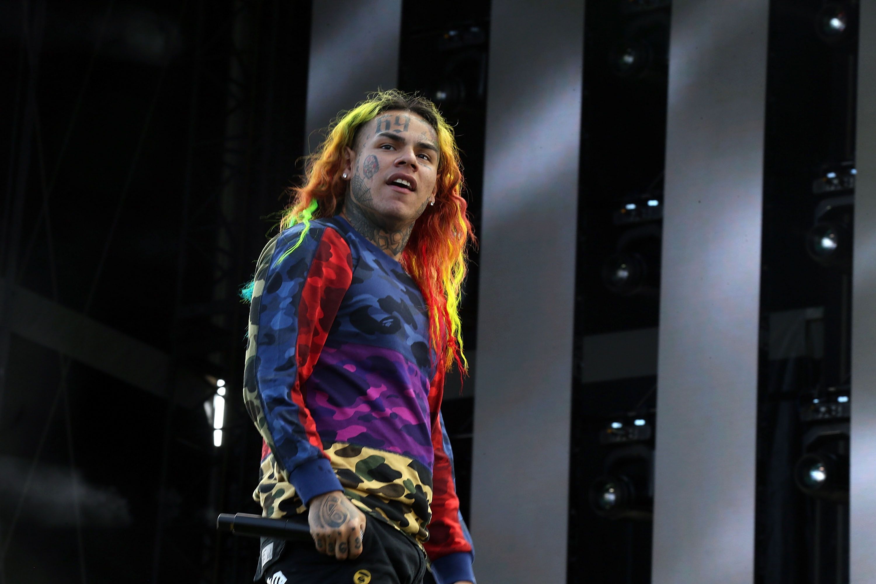 Tekashi 6ix9ine Prosecutors Reveal Snitching Testimony Ahead Of Trial