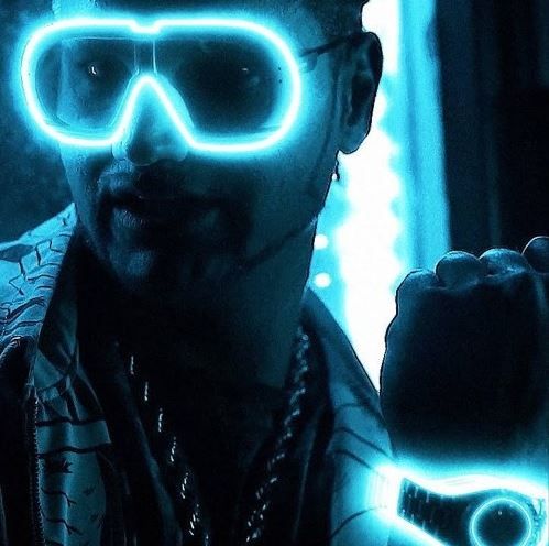 RiFF RAFF, Dice SoHo & Poodeezy Shine Bright On "Wrist Frosty"