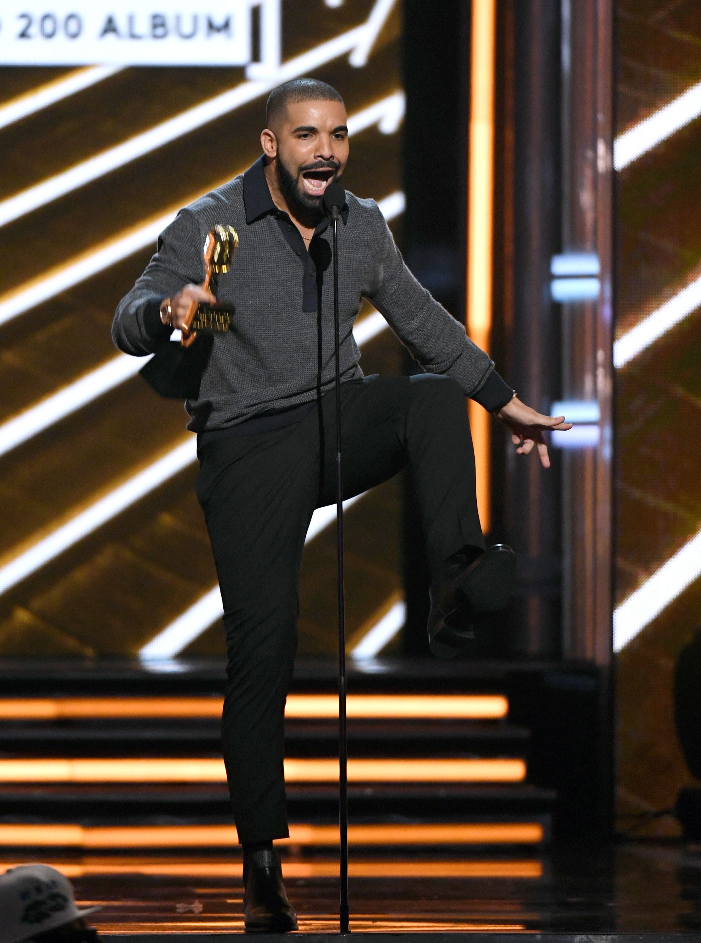 Drake's Reported Porn Star Baby Mama Shares Baby Bump, Sonogram Pictures